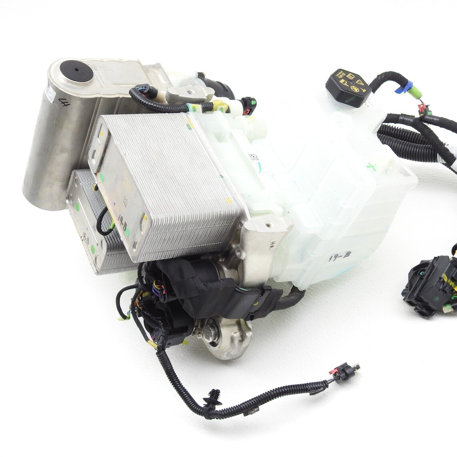 2017-2022 Tesla 3 Y Supermanifold OctoValve Coolant Chiller Reservoir ...