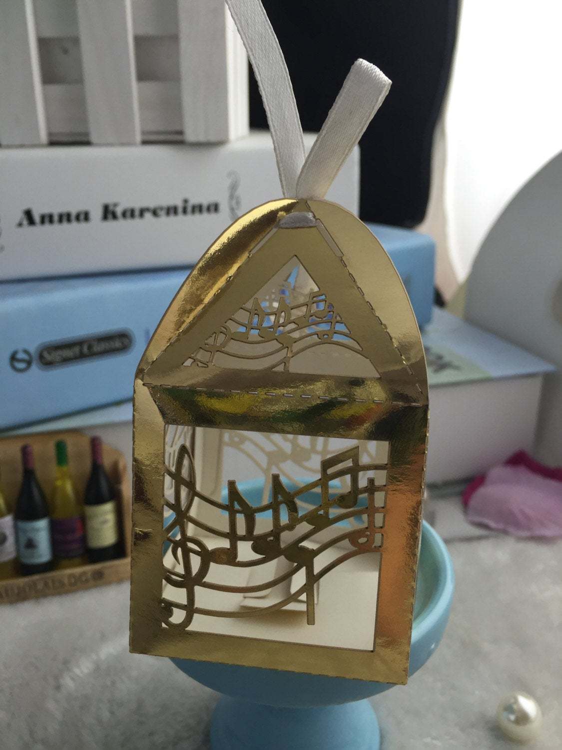 100pcs Music Note Metallic Gold Laser Cut Candy Box with ribbon,Wedding ...