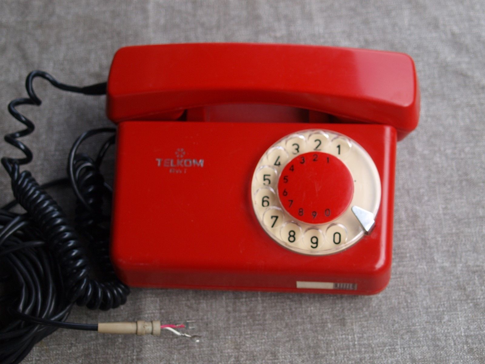 Vintage Soviet Poland Rotary Dial Phone TULIPAN Red Nice Color - 1970-Now