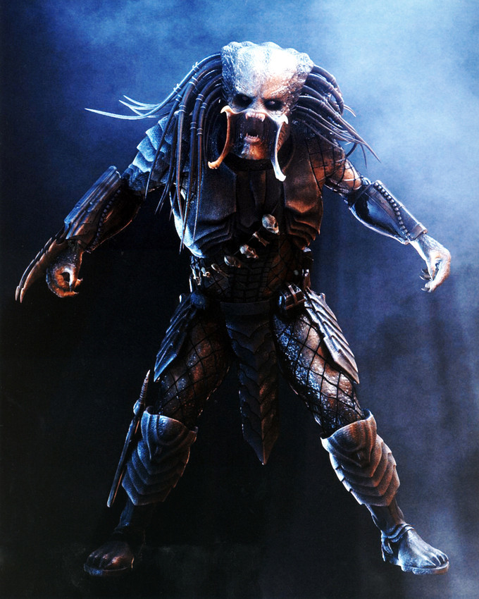 Predator 2 monster full length imposing 8x10 Photo - Photographs