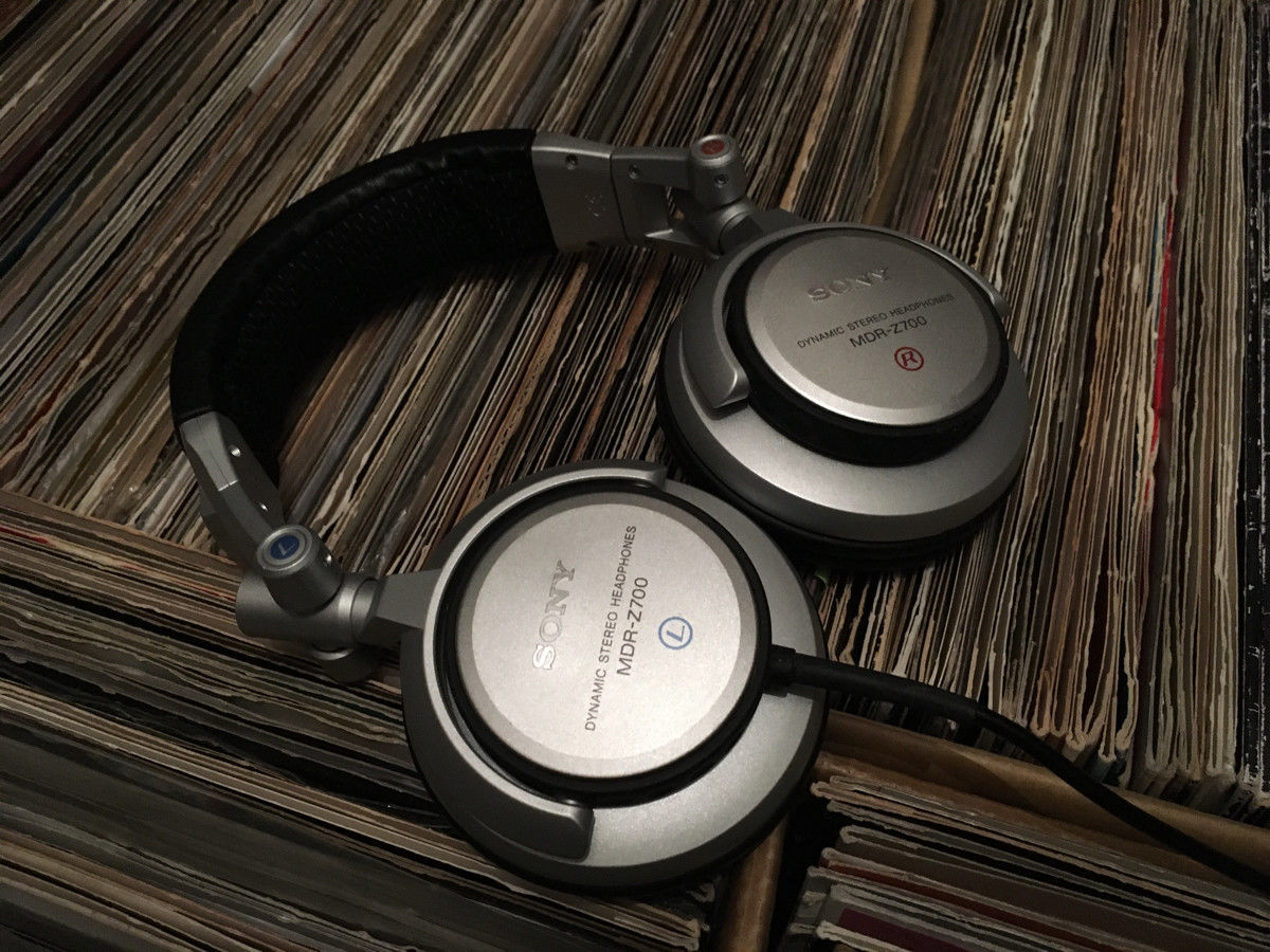 Used Sony MDR-700 Headphones for Sale | HifiShark.com