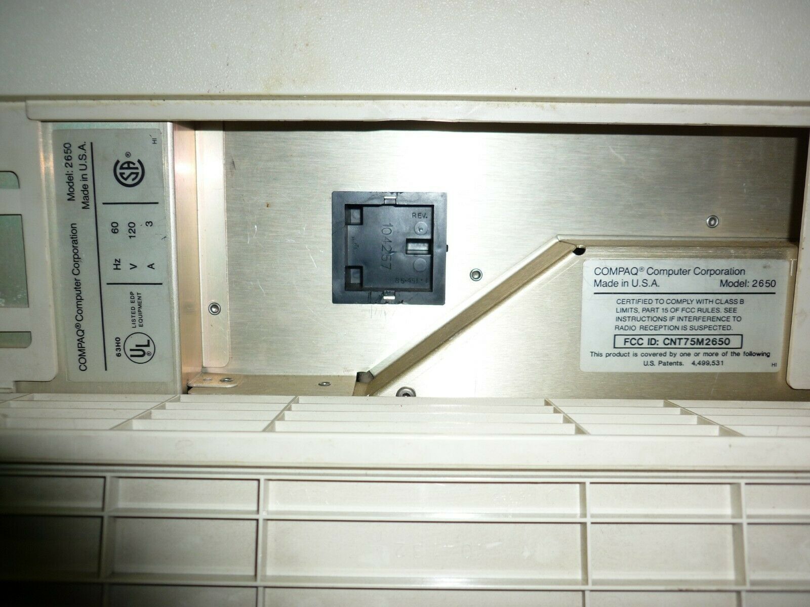 COMPAQ PORTABLE II 2650 Vintage Computer - Vintage Computers & Mainframes