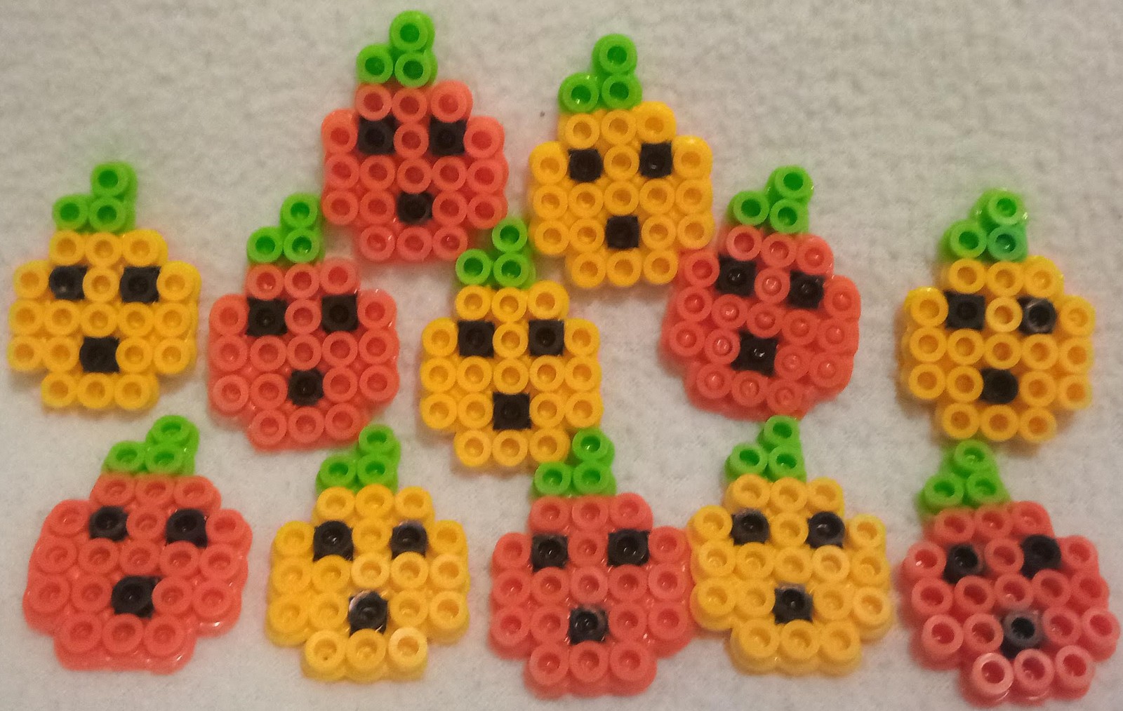 Pumpkins Perler Bead SMP3-Earrings,Keychain,Jewelry,Glow-in-the-Dark ...