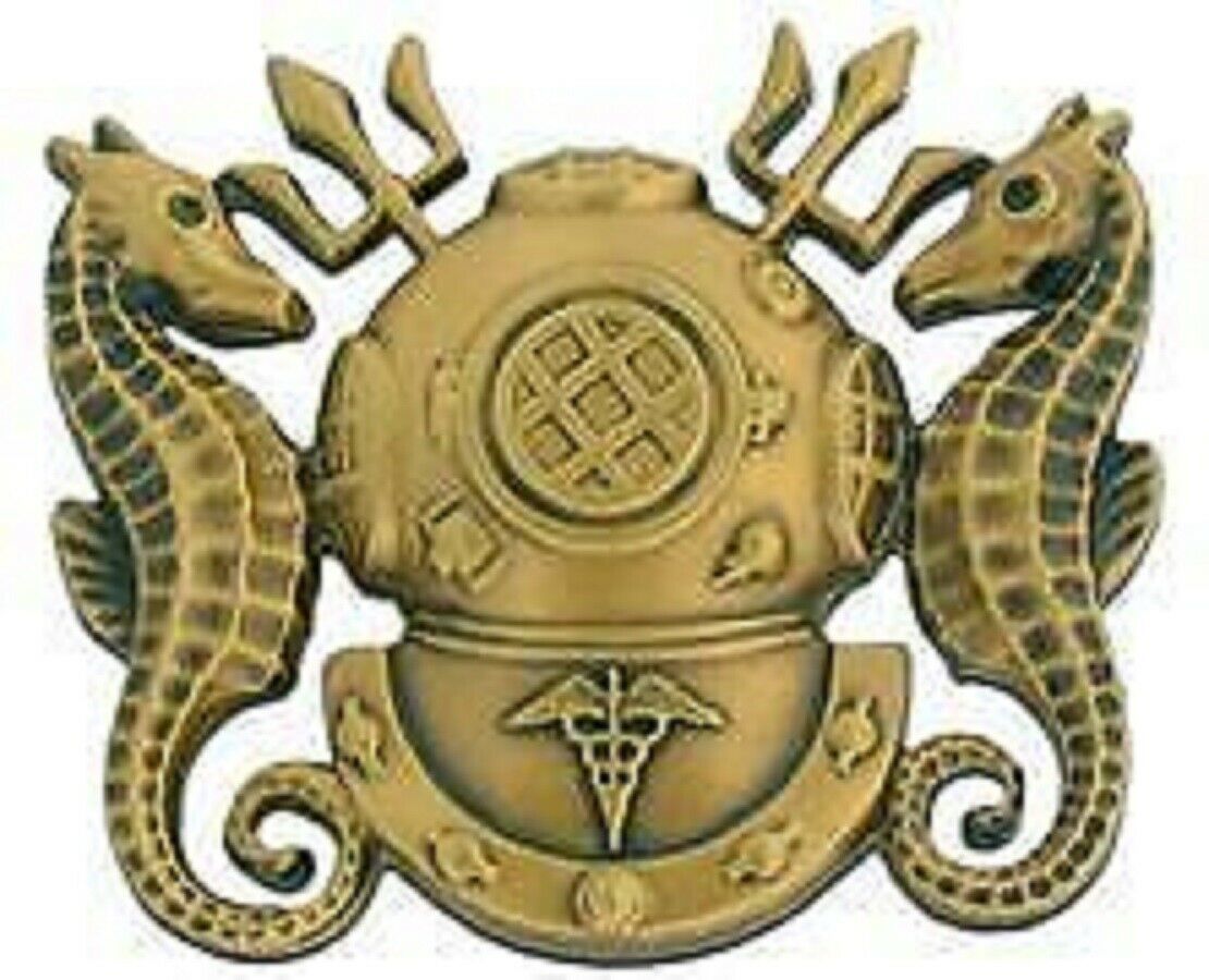 NAVY DIVER MEDICAL OFFICER GOLD SCUBA CADUCEUS REGULATION MILITARY ...
