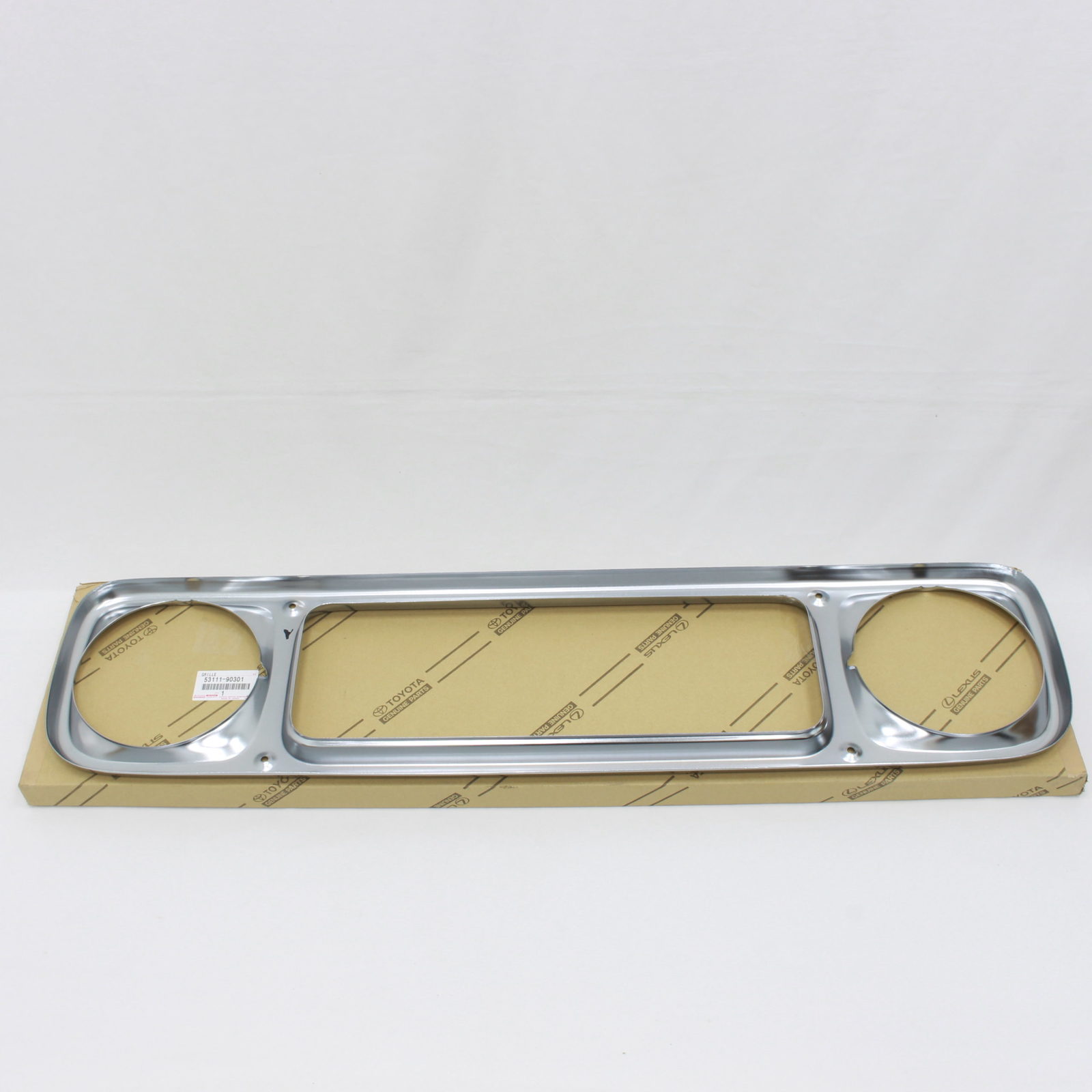 Toyota Land Cruiser FJ40 FJ45 BJ40 BJ45 OEM Front Radiator Grille 53111 ...