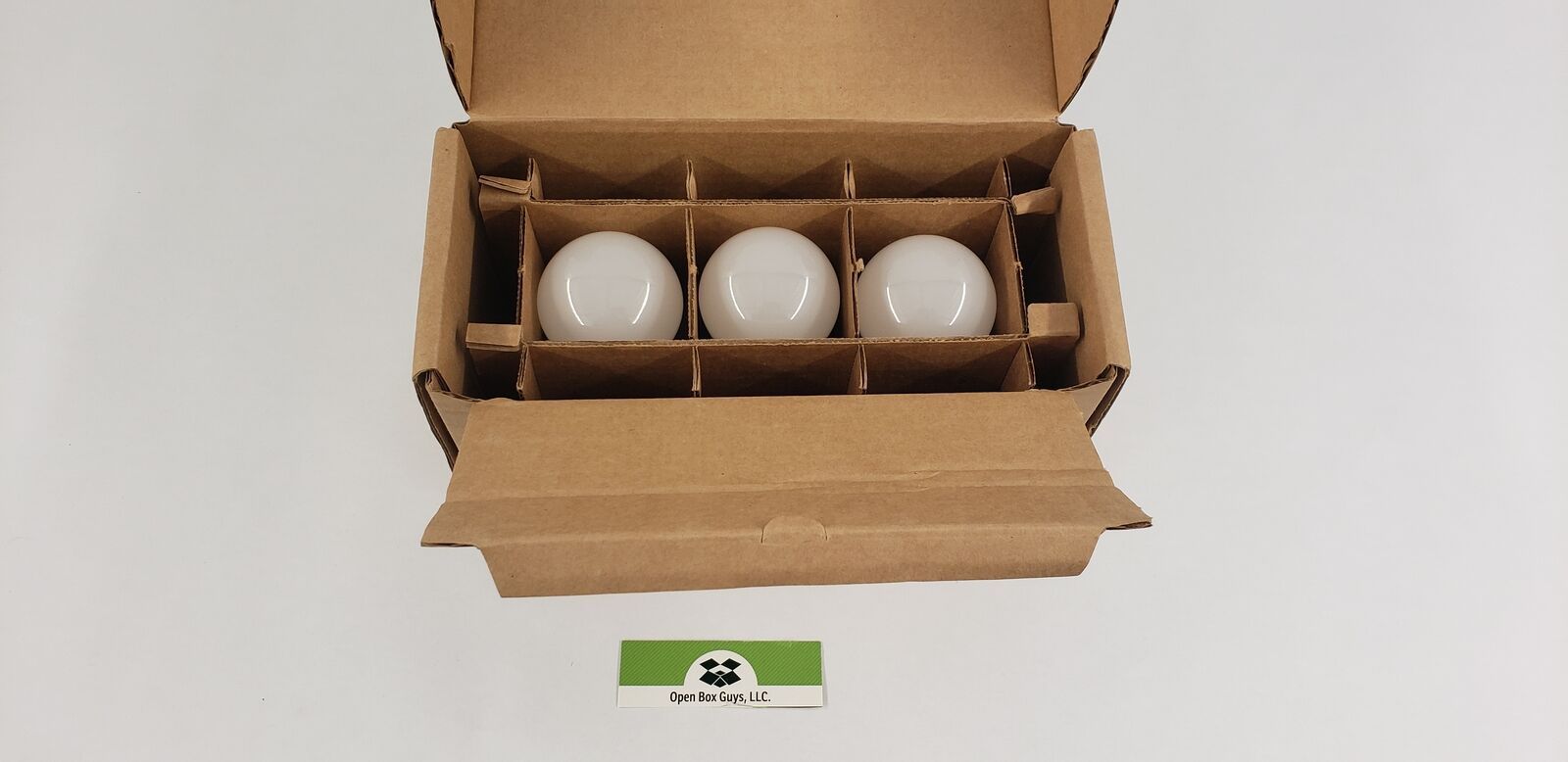 Philips Light Bulb 3 Pack 3PM5 LED A19 - Light Bulbs