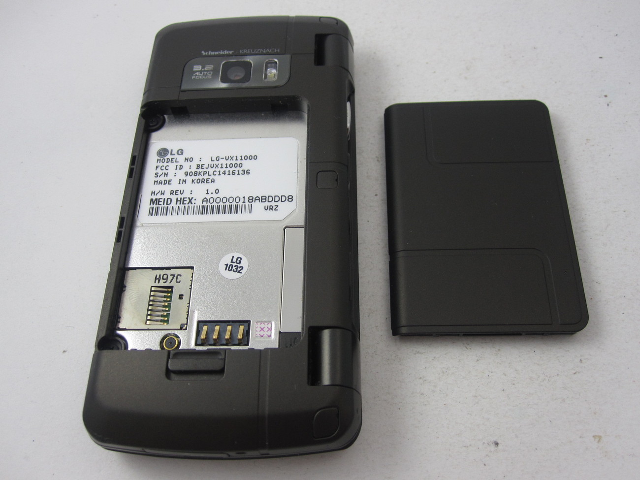 Verizon LG enV Touch VX11000 CDMA Touchscreen Flip Camera Cell Phone ...