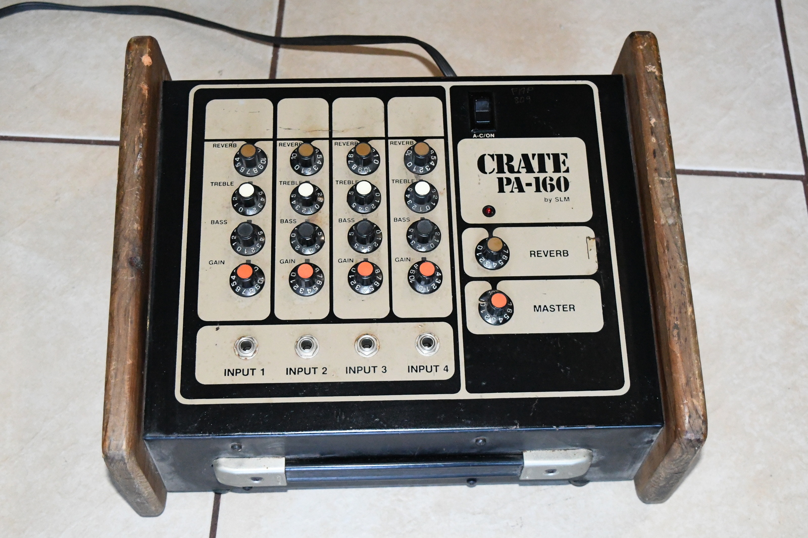 Crate PA-160 4 Vintage Channel Mixer Wood Panels powers on Rare as is ...