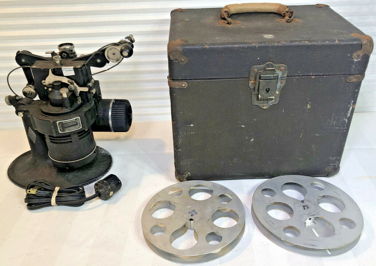 Bell & Howell Vintage Filmo 57 Movie Projector - Projectors & Screens