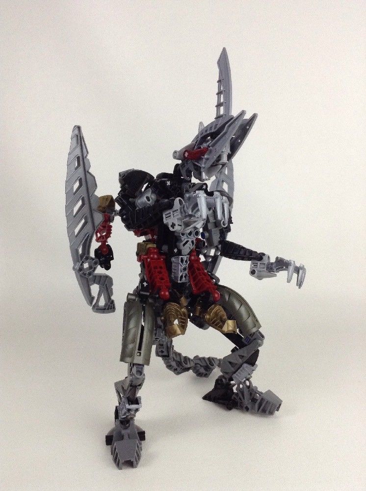 Lego Bionicle Building Set 8811 Toa Lhikan & Kikanalo (99.9% Complete ...