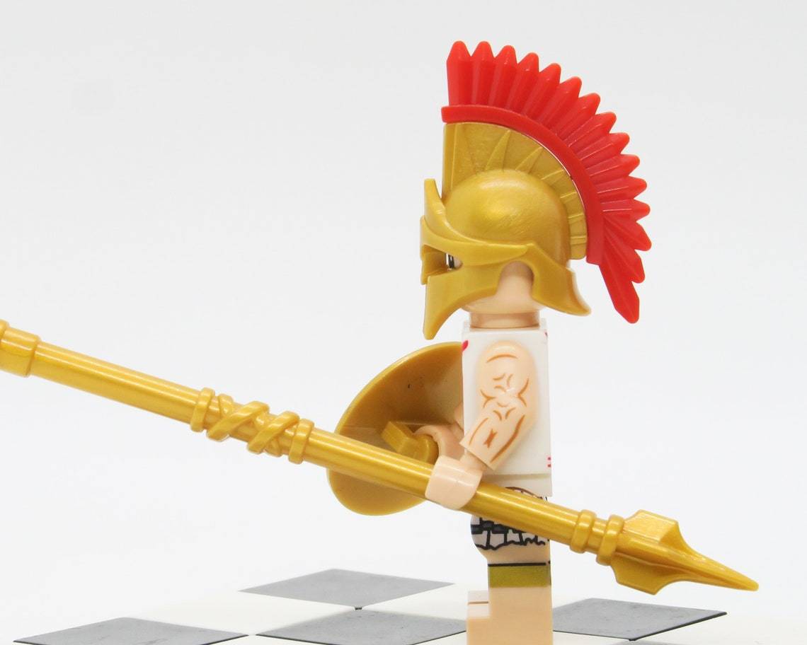 Ancient Greek Soldier Hoplite Minifigures Weapons and Accessories ...