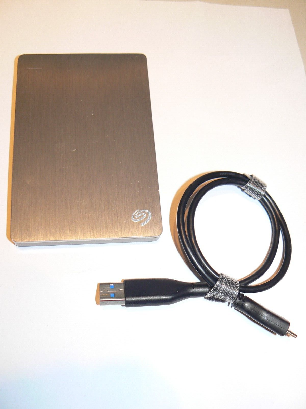 Seagate SRD00F1 Backup Plus Slim 1TB USB 3.0 Portable External Hard ...