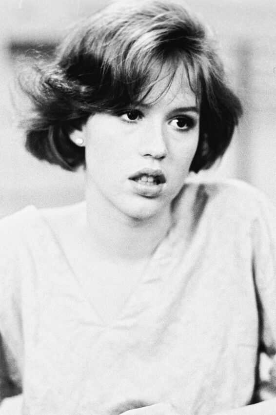 Molly Ringwald As Claire Standish In The Breakfast Club 11x17 Mini ...