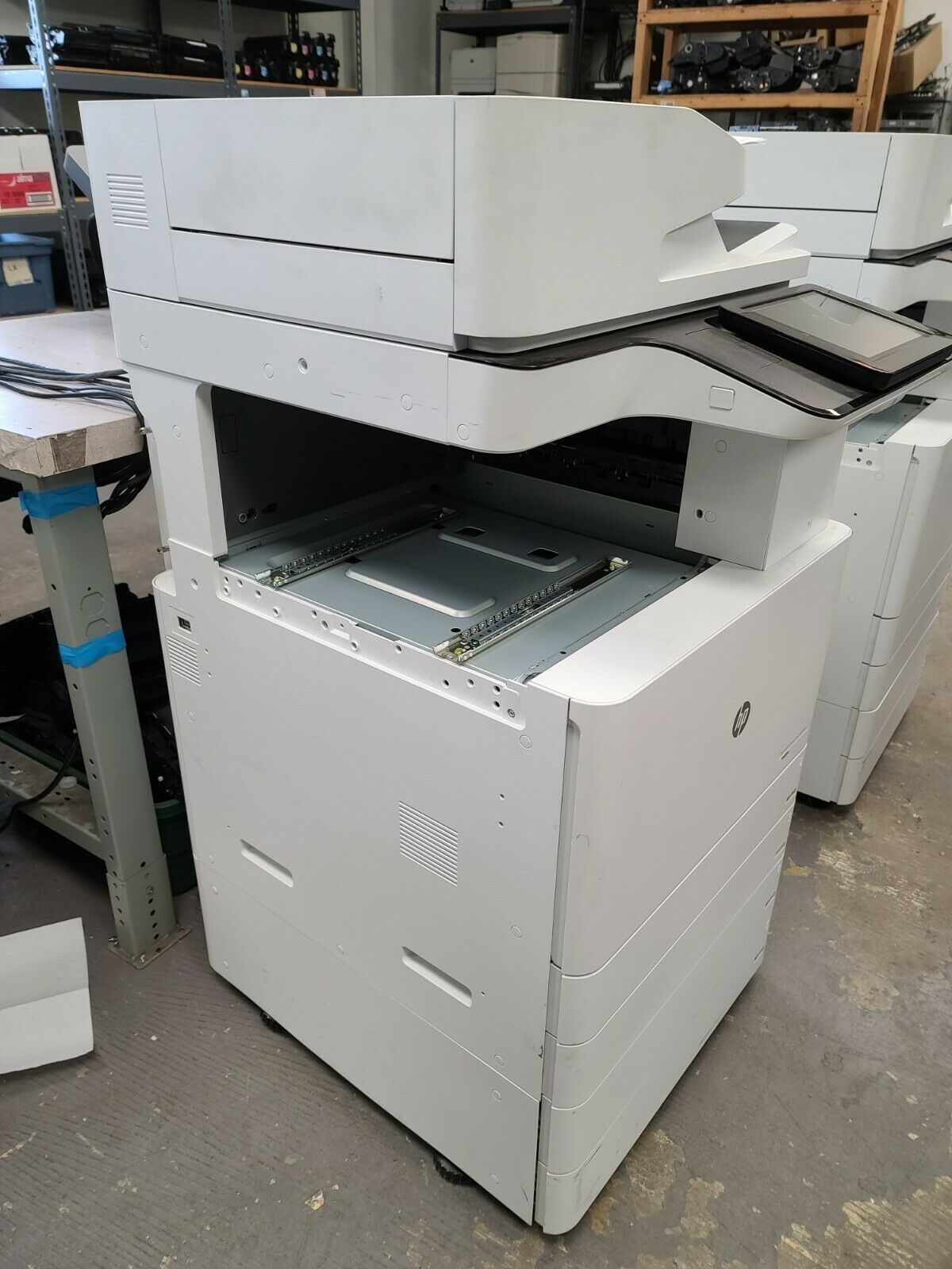 HP Color LaserJet Managed Flow E87650Z MFP Low Pages Missing Output ...