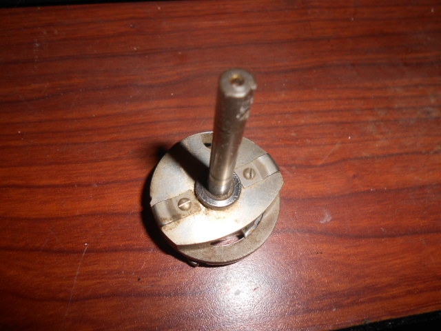 Singer 201 Rotating Hook & Bobbin Case Complete #45274 - Machine Parts ...