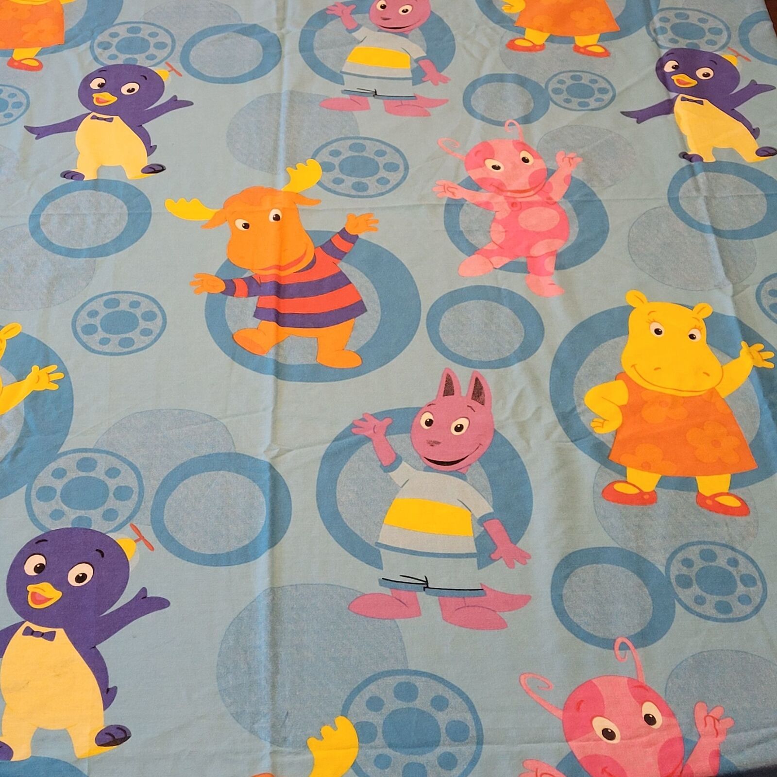 The Backyardigans Twin Flat Bed Sheet Pillowcase Uniqua Pablo Tyrone ...