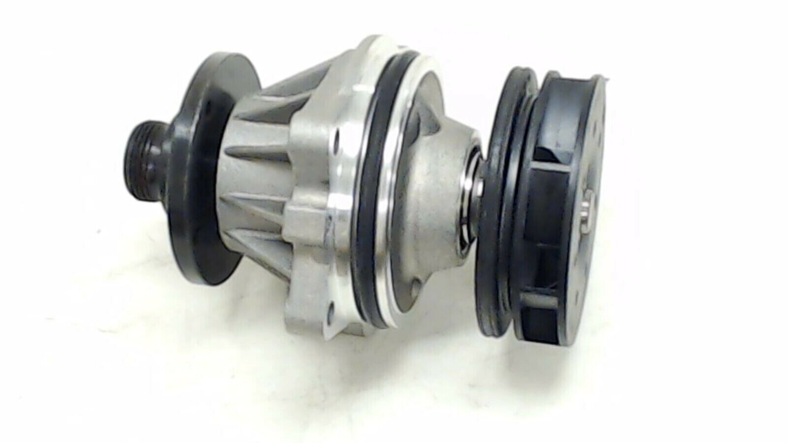 Genuine BMW 11517509985 Water Pump Assembly with O Ring New Old Stock ...