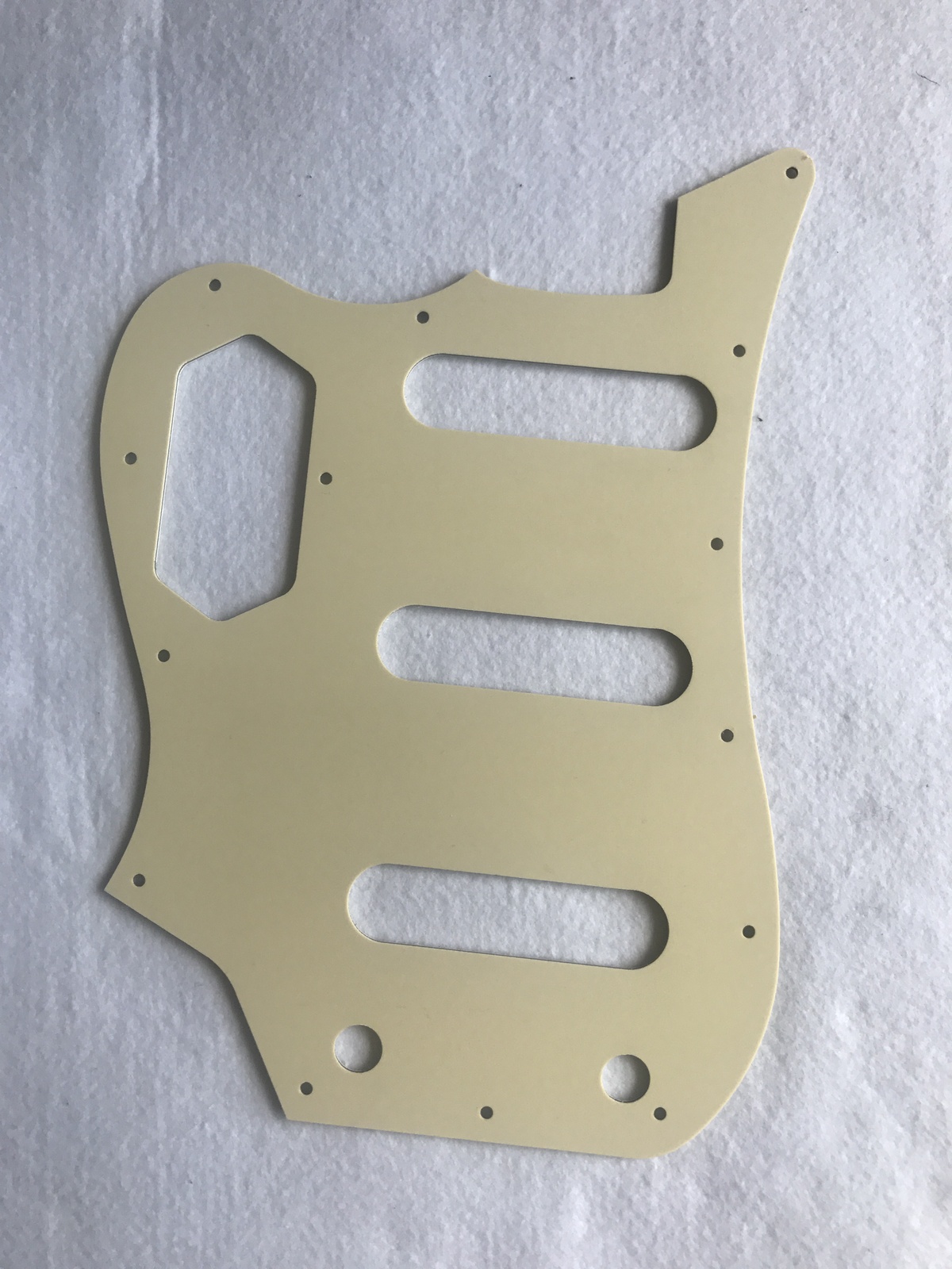 Fits Squier Vintage Modified Bass VI Guitar pickguard,4 Ply Ivory White ...