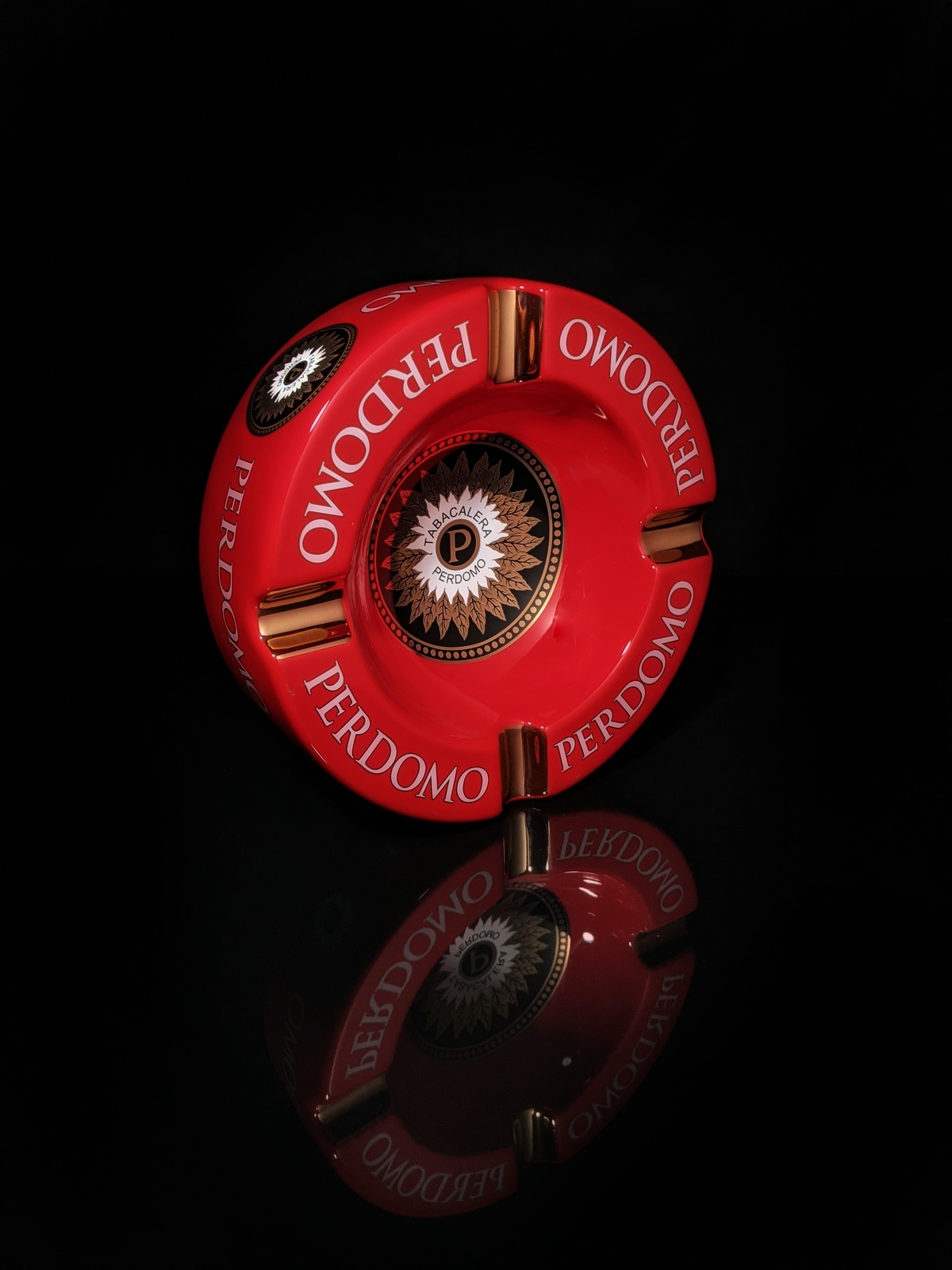 Perdomo Red and Gold Ceramic Large Cigar Ashtray 9" Diameter NIB - Ashtrays