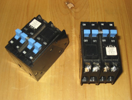 WESTINGHOUSE DNPL (2) 15 AMP 1 POLE & (1) 15 AMP 2 POLE CIRCUIT BREAKER ...