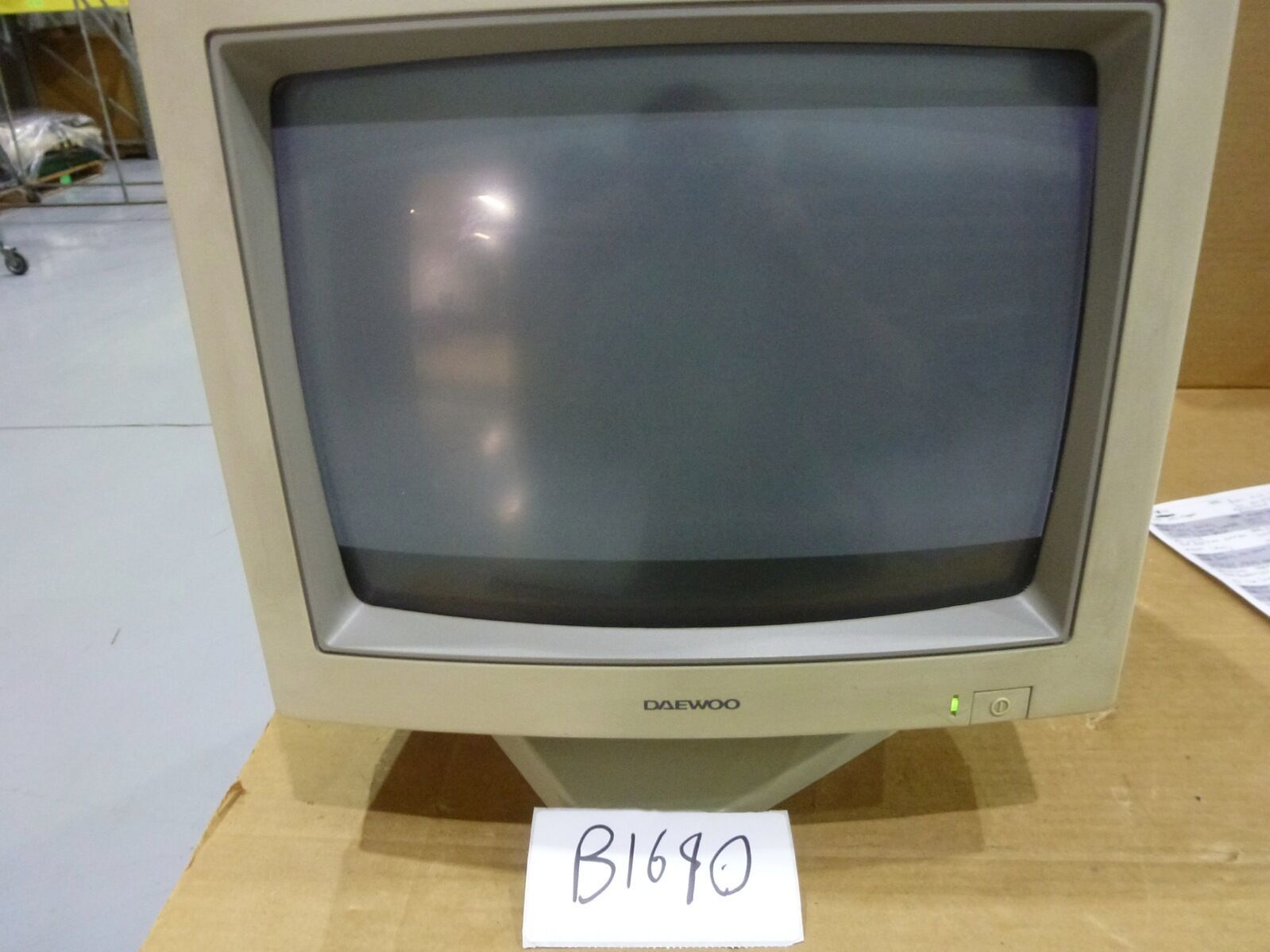 Daewoo Model CMC-1414BA Monitor - Monitors