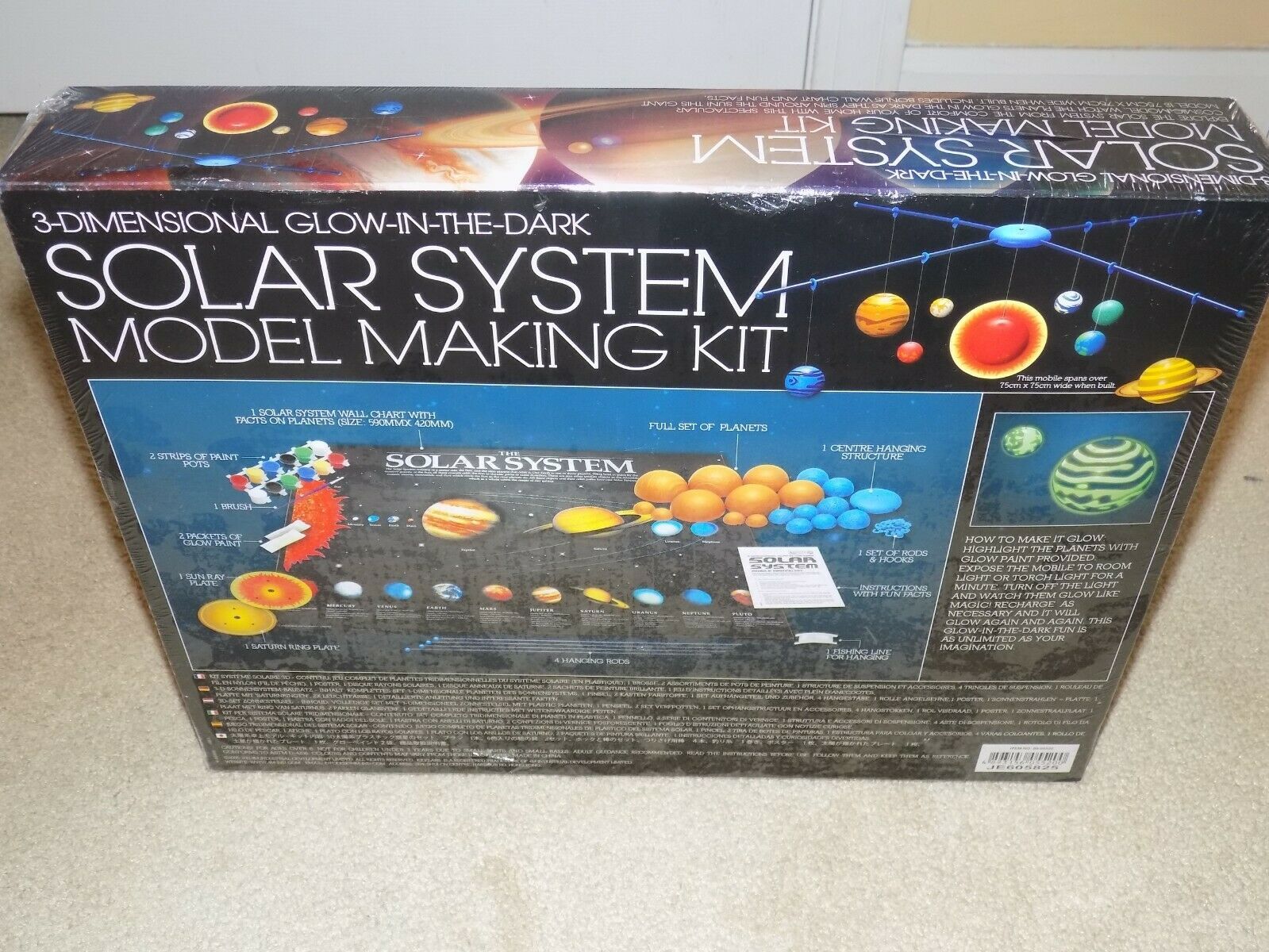3 Dimensional Glow in The Dark Solar System Model Making Kit (Brand New ...