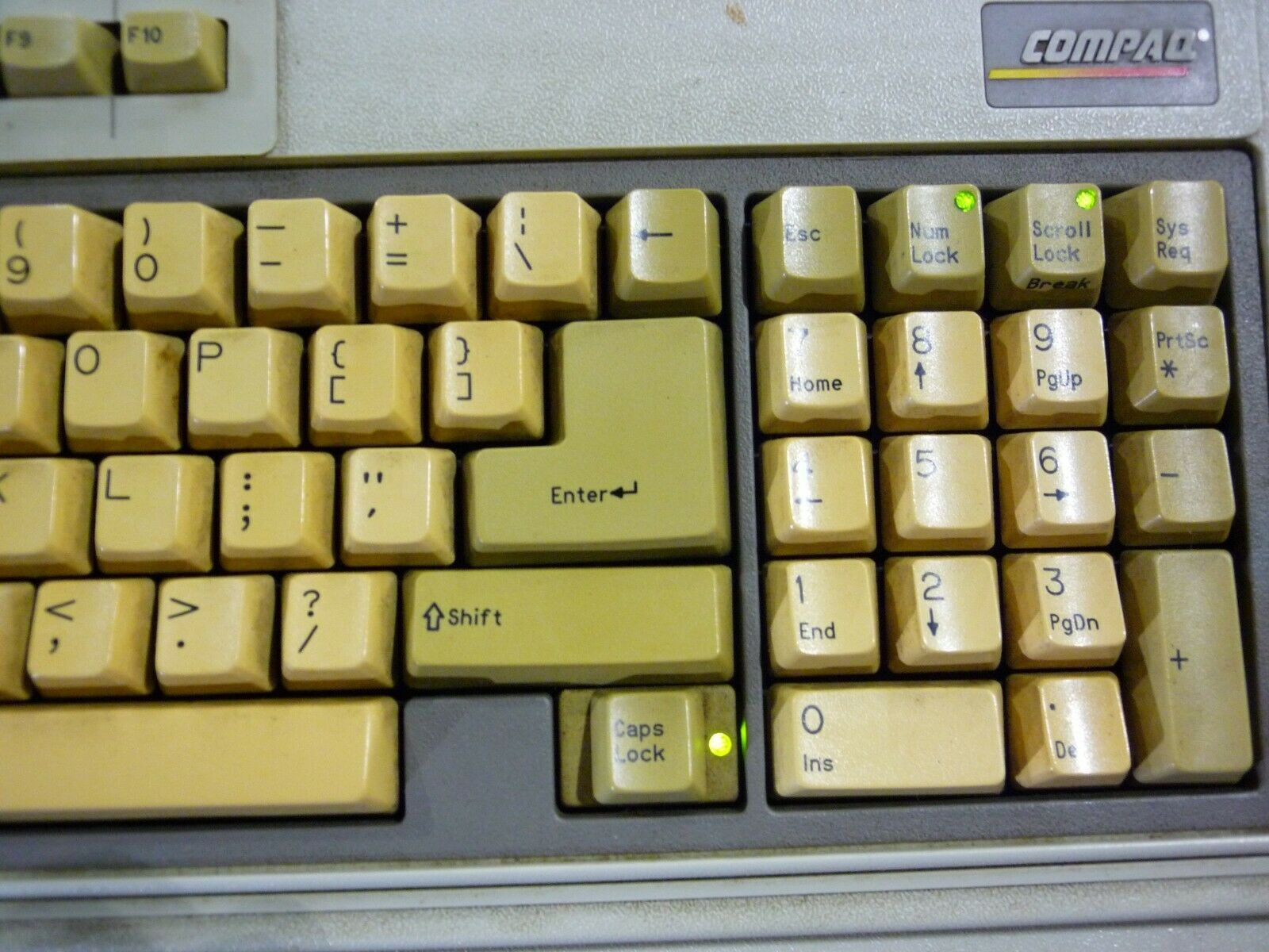 COMPAQ PORTABLE II 2650 Vintage Computer - Vintage Computers & Mainframes