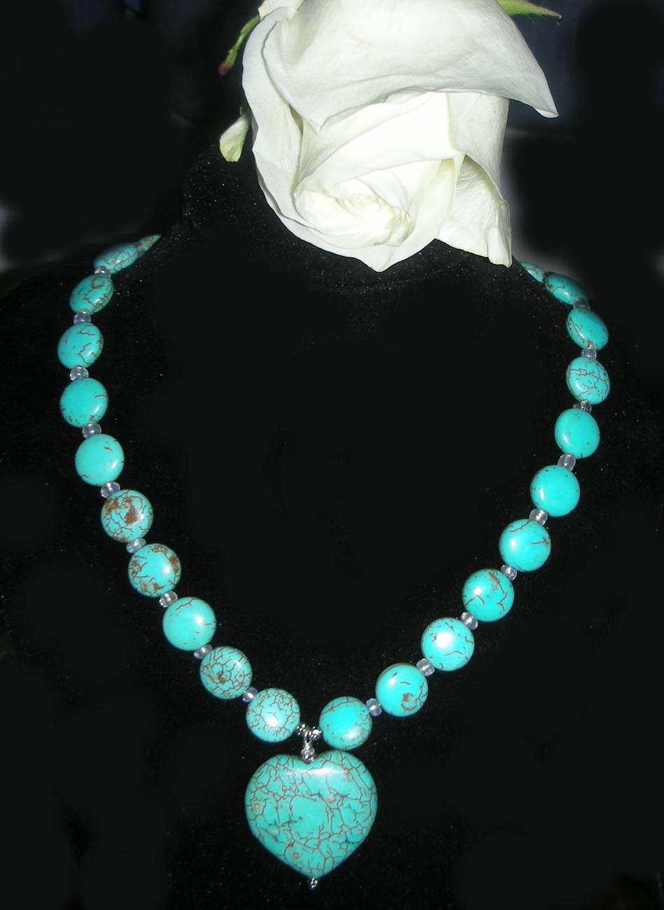 Genuine Turquoise and Heart Beads Necklace - Necklaces & Pendants