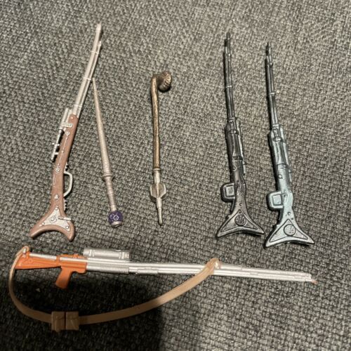 6-Star wars weapons lot, Guns Etc - Collectible Action Figures