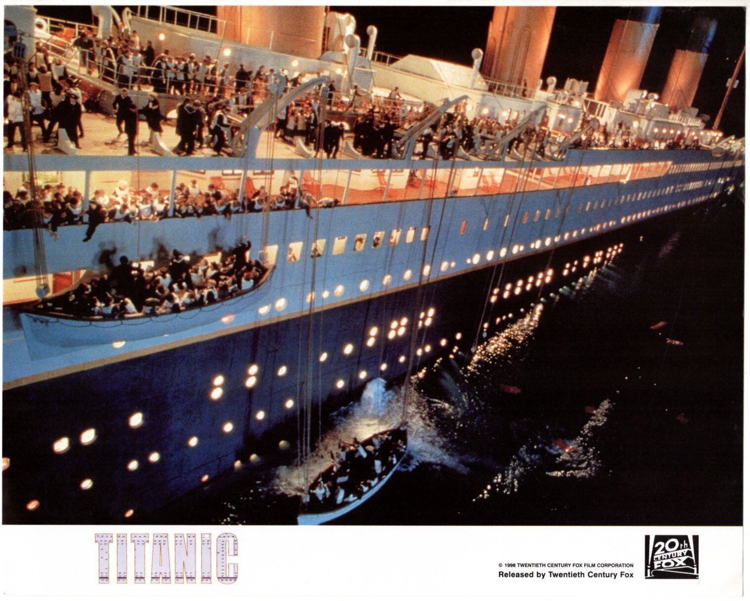 *Cameron's TITANIC (1997) The Sinking Titanic Launches Her Lifeboats ...