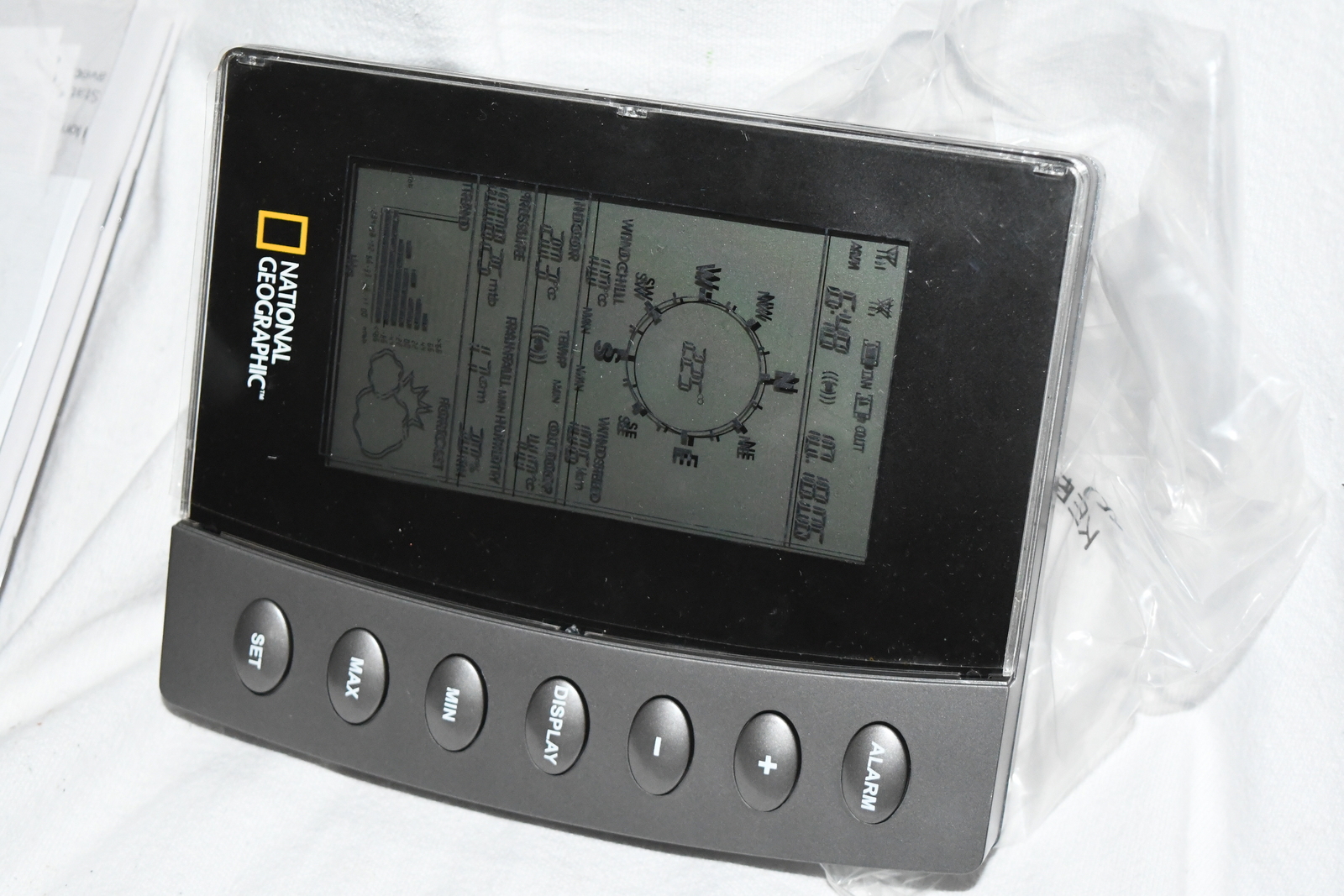 National Geographic Home Weather Station with Wind Speed/ PC Interface ...