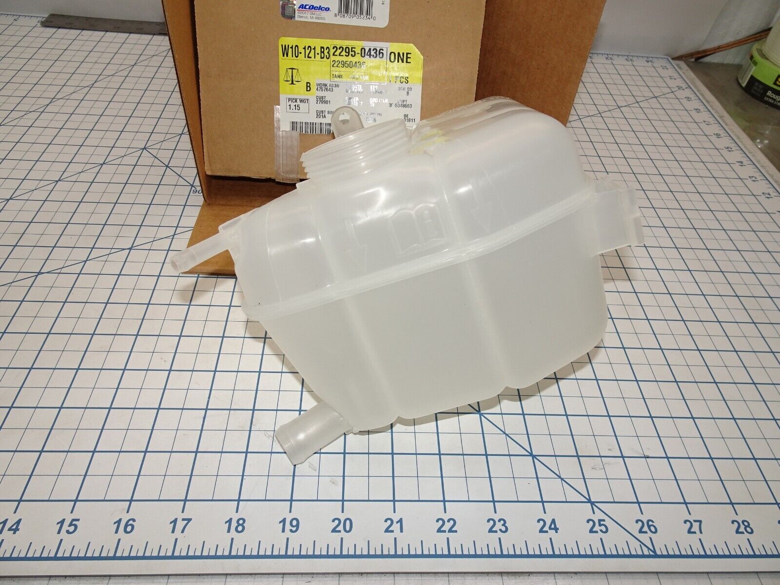 GM 22950436 Expansion Surge Overflow Tank and similar items