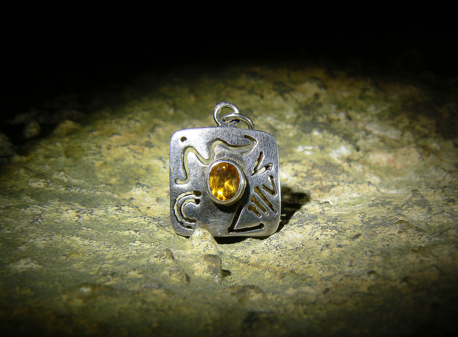 GENIE DJINN of GOLDEN CITRINE Antique Symbols Amulet Pendant izida ...