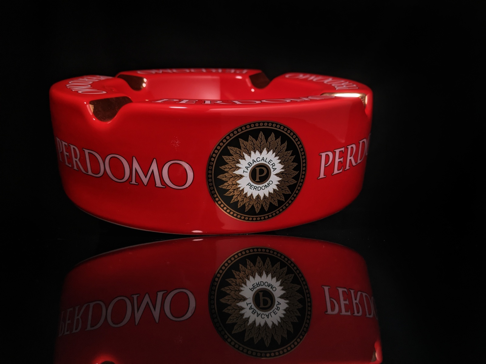 Perdomo Red and Gold Ceramic Large Cigar Ashtray 9" Diameter NIB - Ashtrays