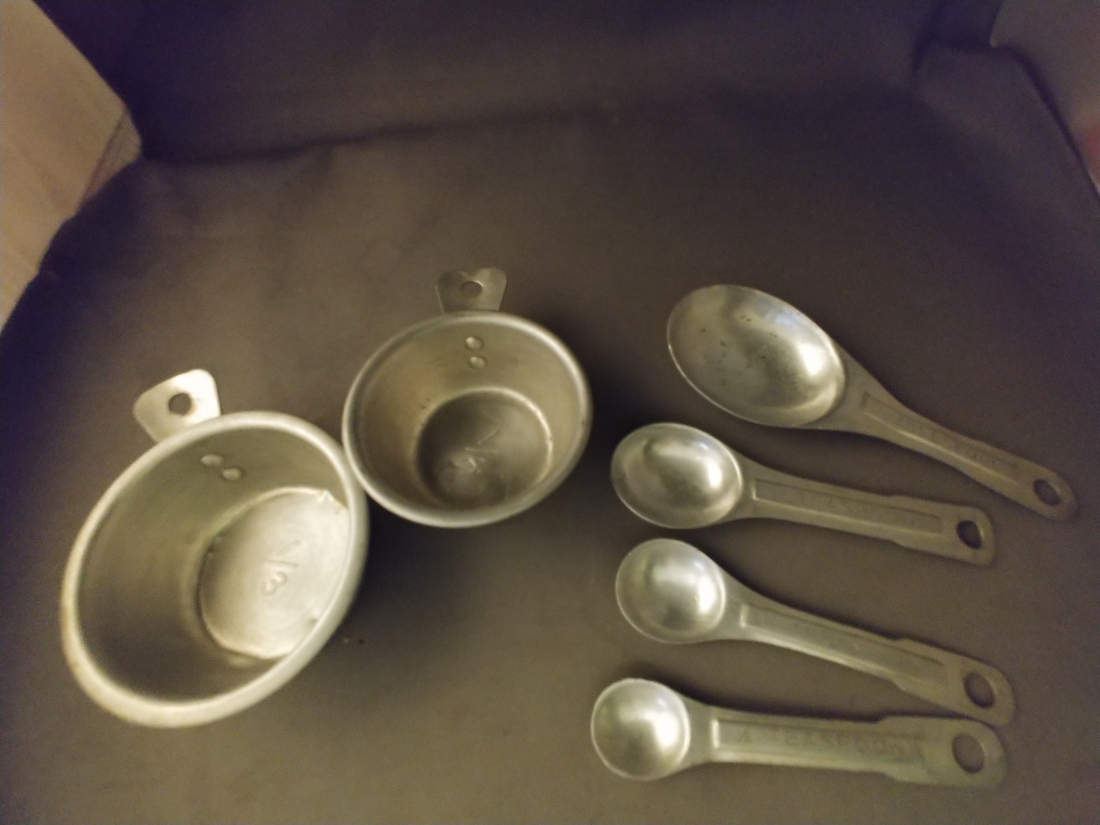 Set of 4 Aluminum Oval Measuring Spoons and 2 Measuring Cups 1/4 1/3 ...