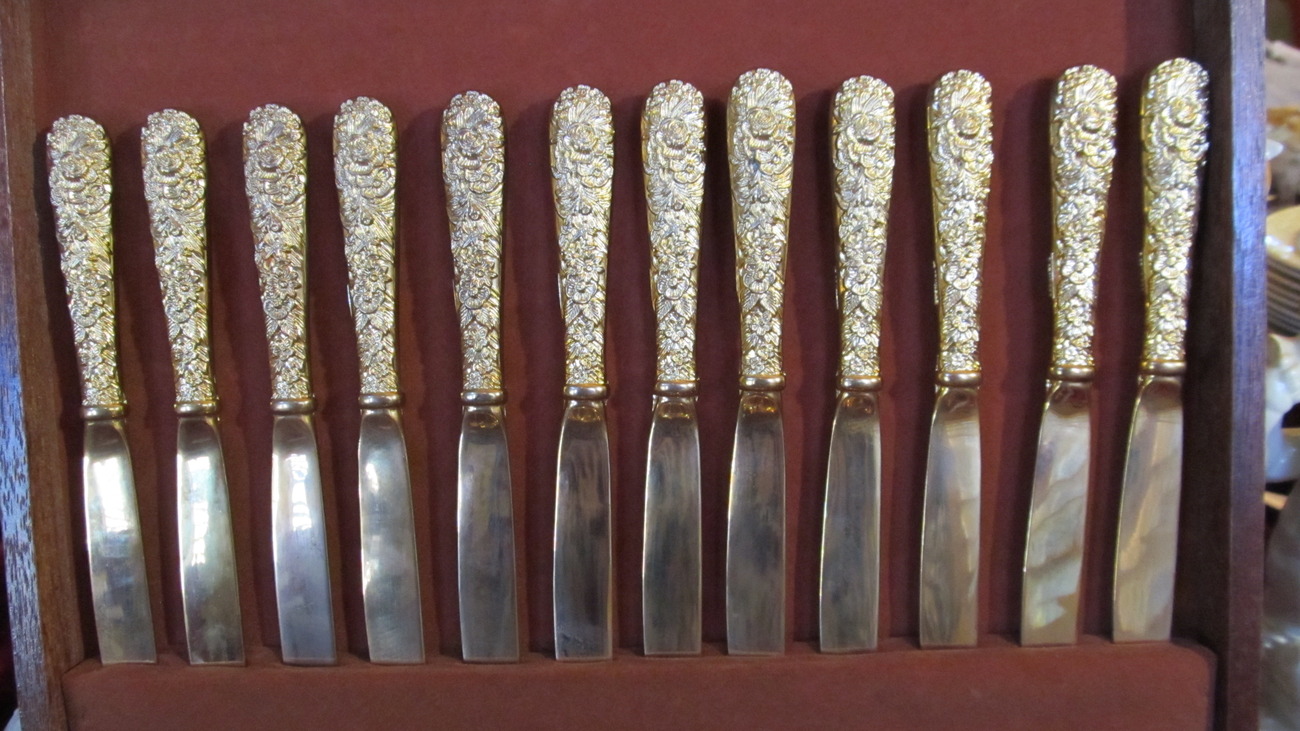 Godinger Golden Olde Bouquet Pattern 24K Gold Electroplate Flatware Set ...
