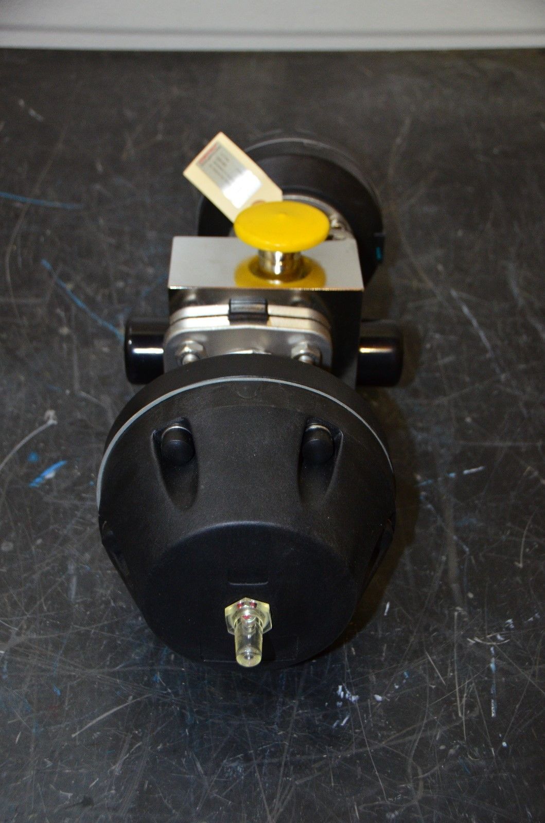 GEMU 687 M-Block Valve 1.5" x 1" BW x BW x TC EPDM N/C Actuator 316L ...