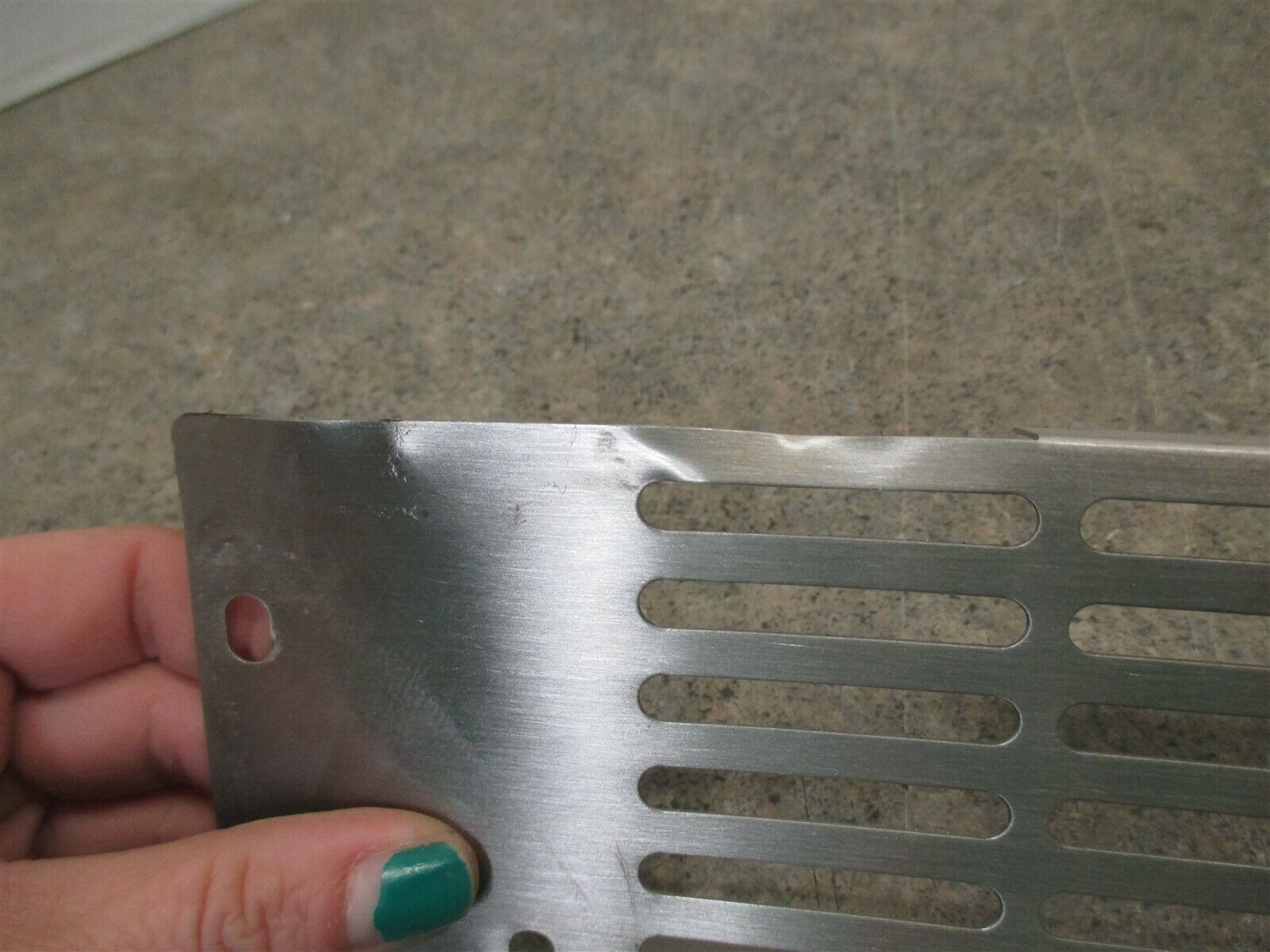 EDGESTAR WINE COOLER BOTTOM GRILLE (SCRATCHES/DENTED) PART# DG22-1009.1 ...