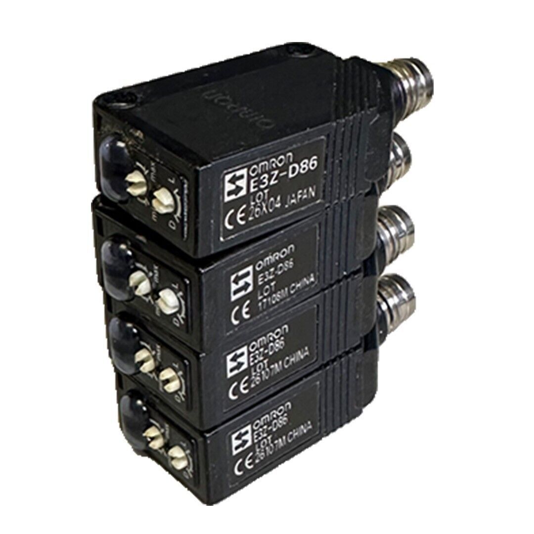 4 OMRON E3Z-D86 / E3ZD86 PHOTOELECTRIC SENSORS 12-24VDC DIFFUSE ...