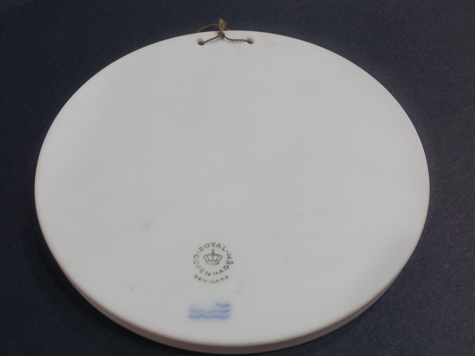 Royal Copenhagen Morning White Parian Plaque Plate-6-y050 - Decorative ...