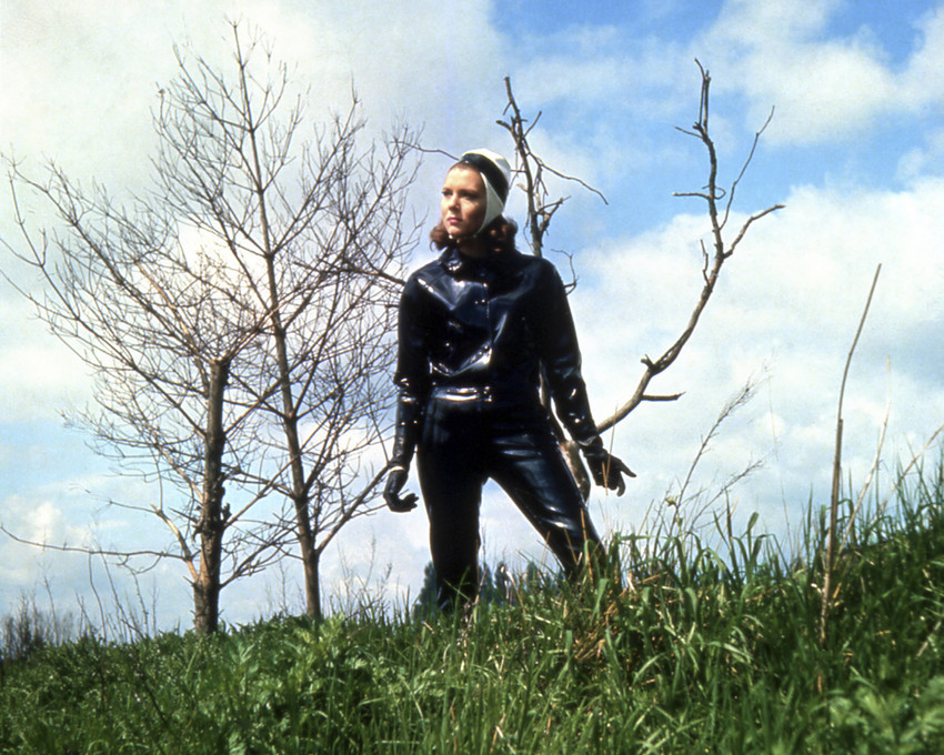 Diana Rigg leather biker gear 1960's cool pose 8x10 Photo - Color