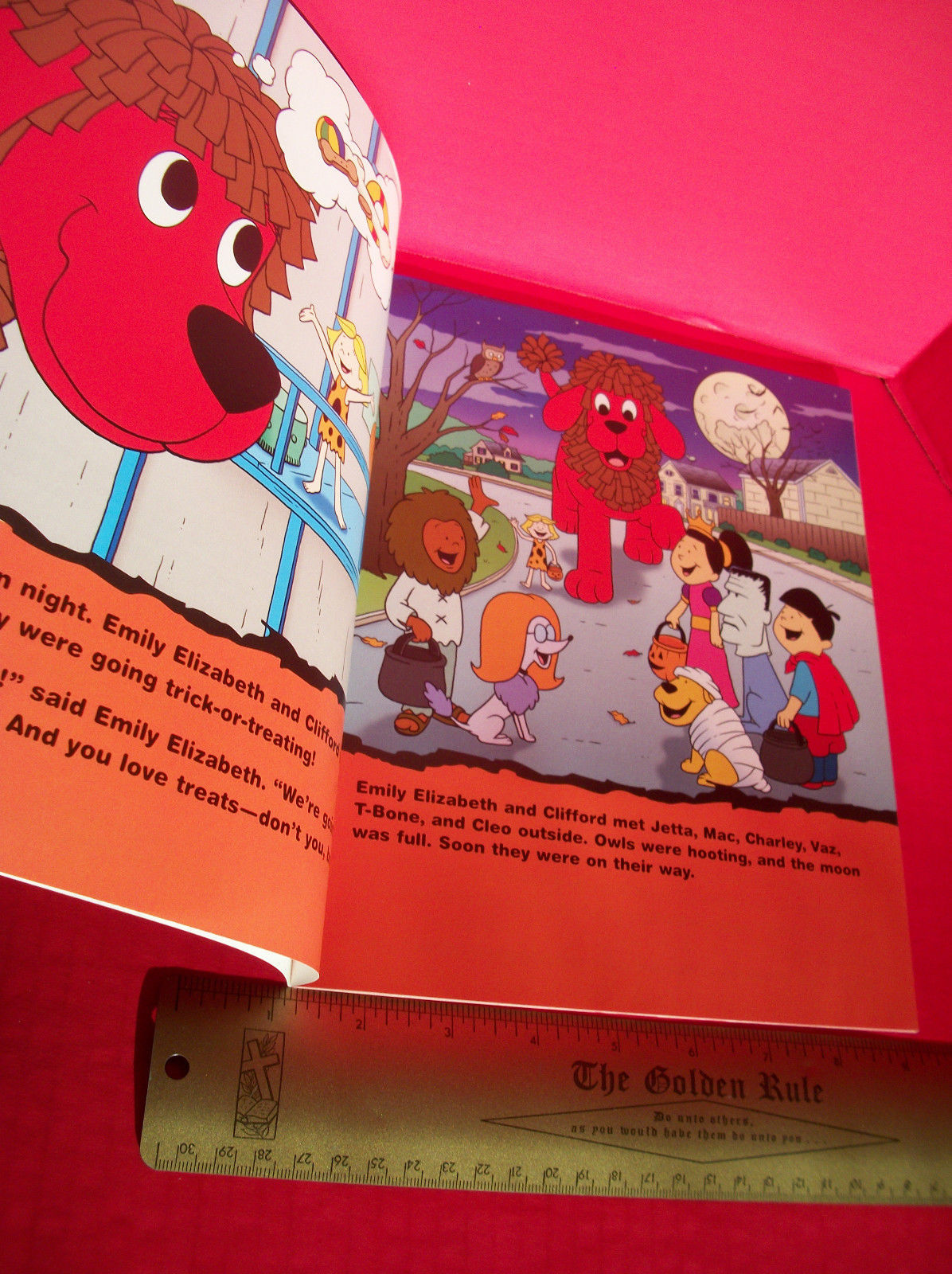 Clifford Holiday Fun Book Scholastic Big Red and 50 similar items