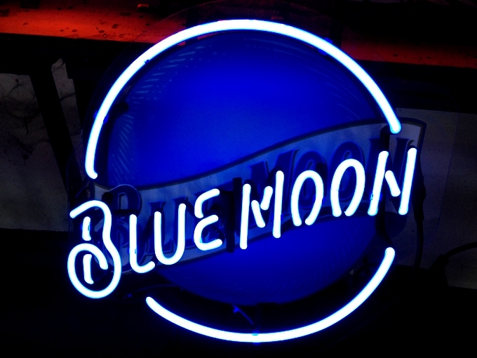 Blue Moon Beer Bar Neon Light Sign 16" x 16" - Neon