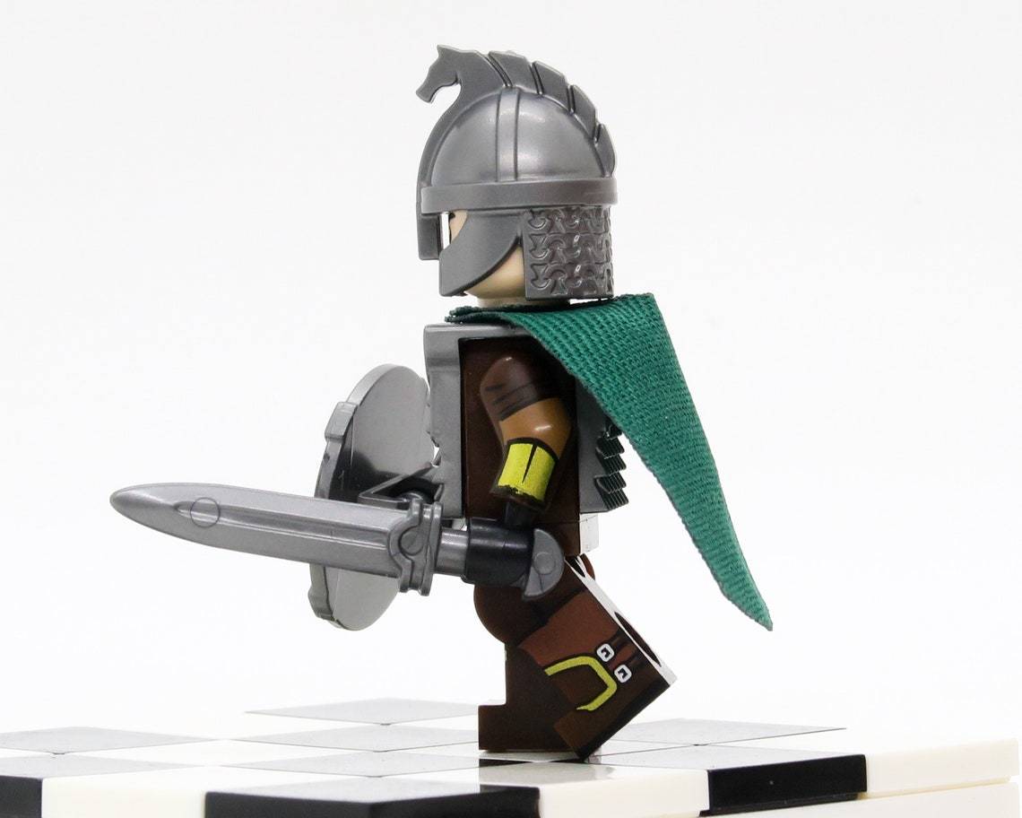 Lord of the Rings Rohan Knight Soldier Minifigures Weapons and ...