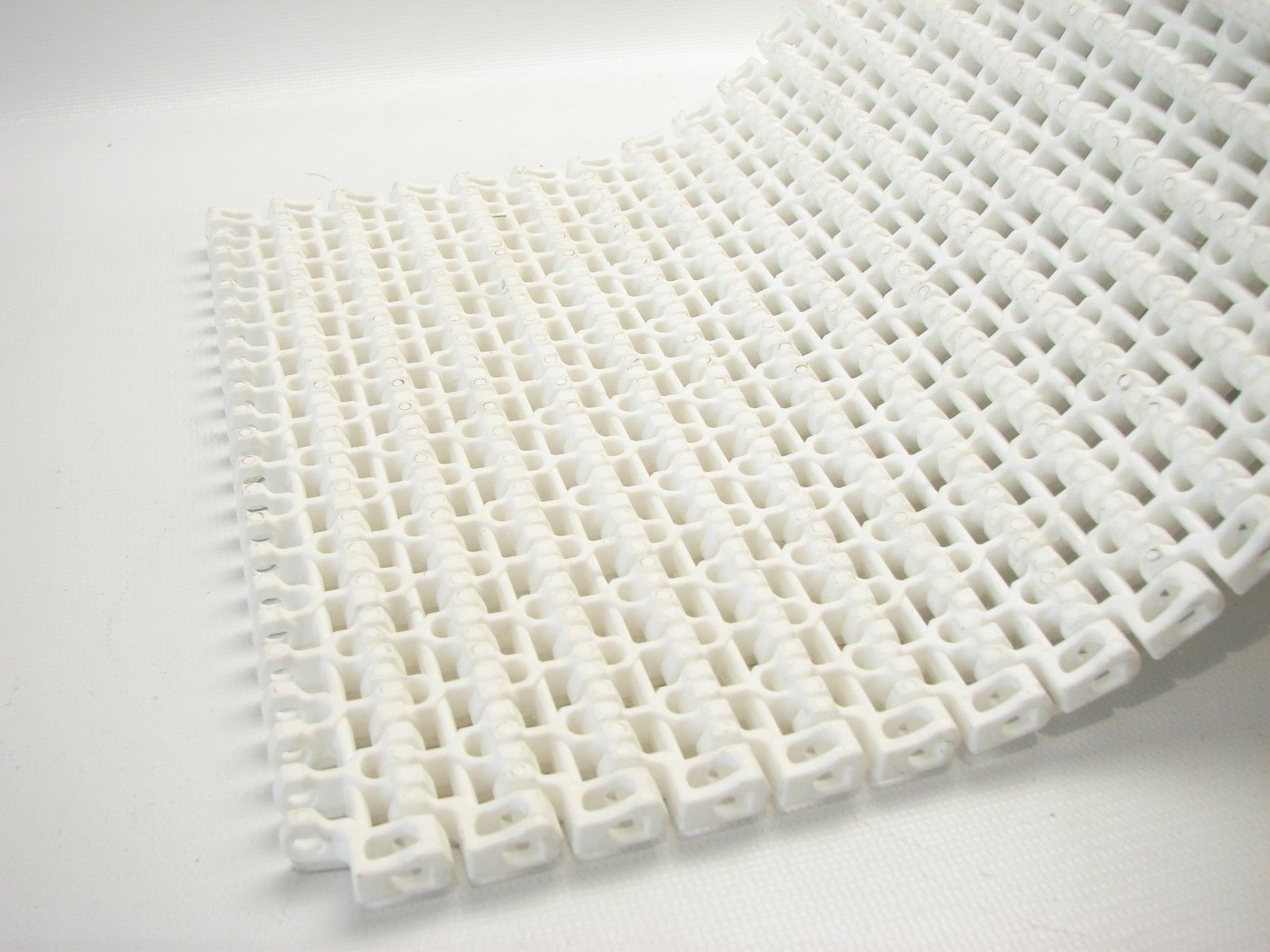 INTRALOX 1100 SERIES PLASTIC CONVEYOR BELTING 8" X 116" Flush Grid ...