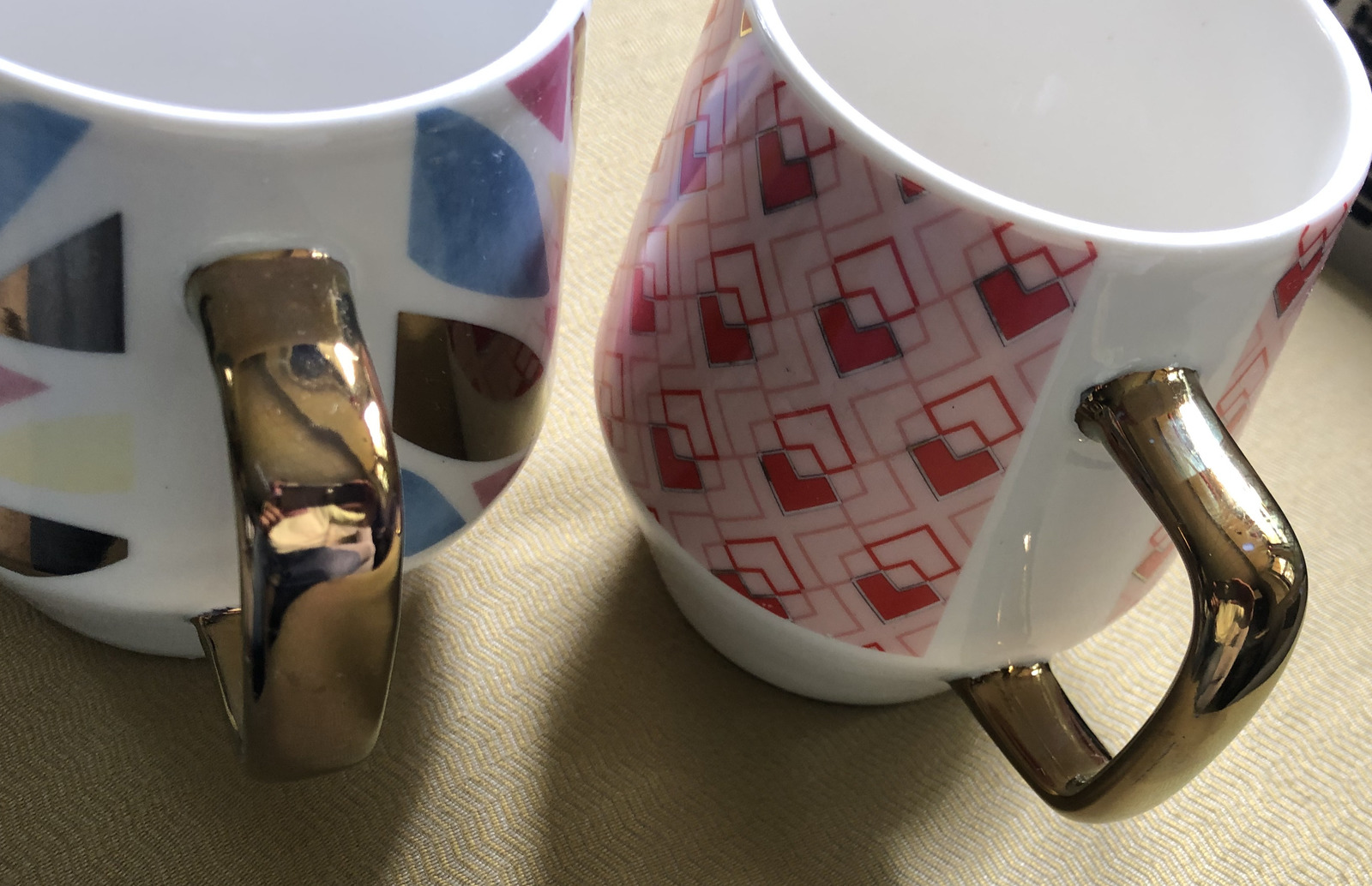 Two (2) large volume angular design mugs with gold handles - Dinnerware ...