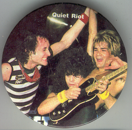 QUIET RIOT Button 1982 PIN KEVIN DUBROW Randy Rhoads bassist Kelly ...