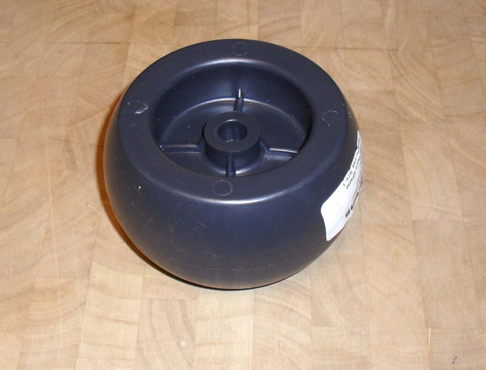 Husqvarna Deck Wheel 532133957, 532 13 39-57 Roller | Husqvarna ...