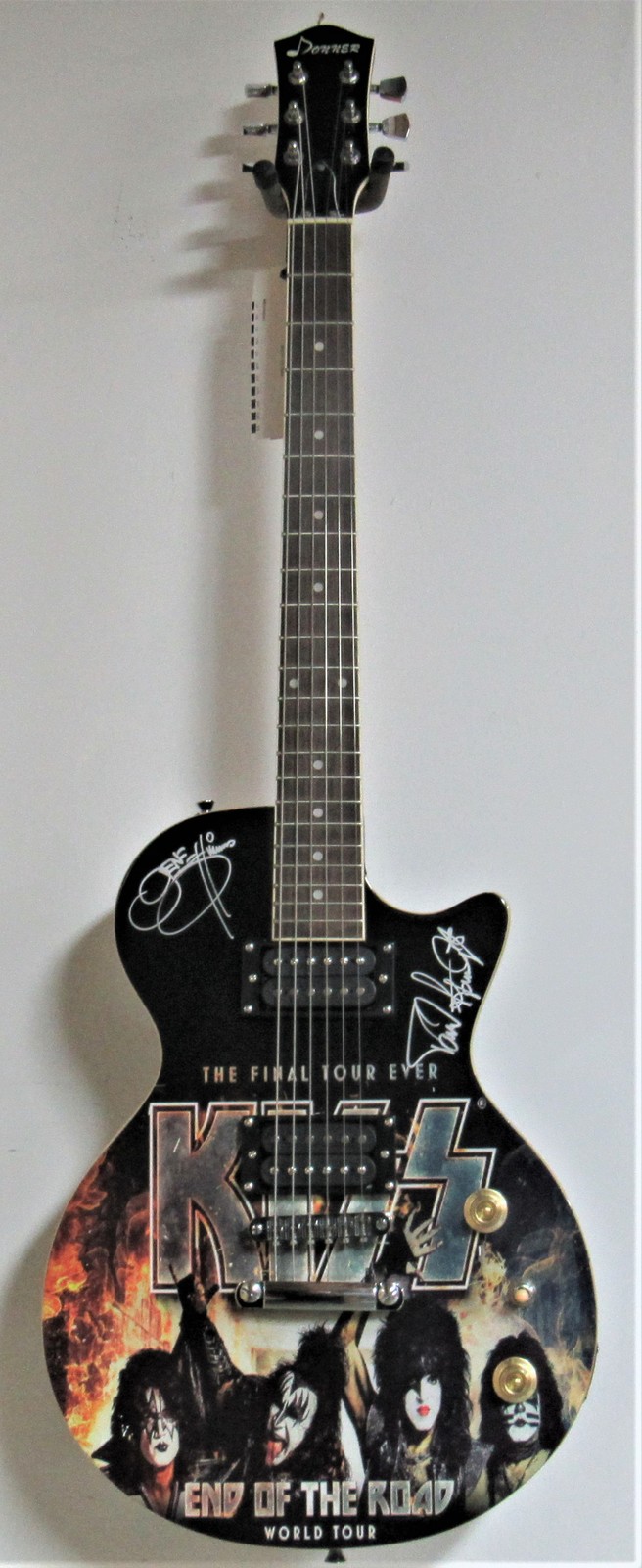 Kiss Autographed Guitar - Music