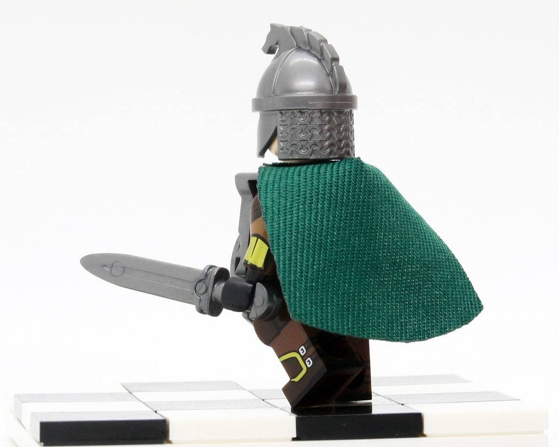Lord of the Rings Rohan Knight Soldier Minifigures Weapons and ...